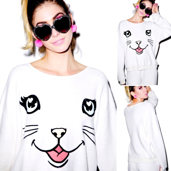 Wildfox | Tops | Wildfox Barbie Happy Cat Baggy Beach Jumper In White ...